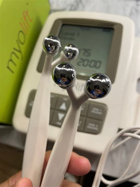 Myolift Mini Microcurrent Device Town