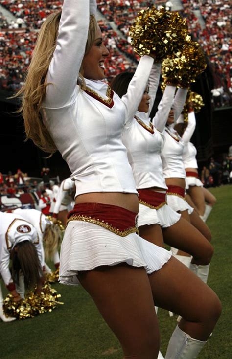 San Francisco 49ers Cheerleader Lauren Gold Rush 49ers Cheerleaders