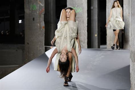 Rick Owens Spring 2016 Paris Fashion Week Show Popsugar Fashion