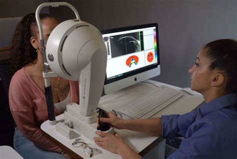 ICL Implantation zusätzliche Linse Laser deine Augen im AOZ Heidelberg