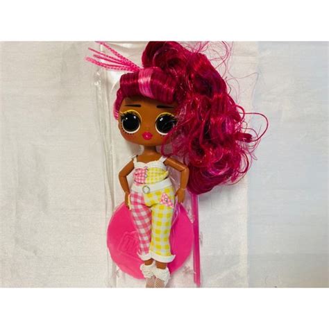 Lol Surprise Toys Lol Surprise Tweens Cherry Bb Fashion Doll