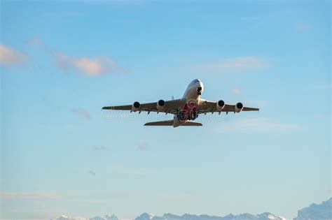 A6 Eek Emirates Airbus A380 861 Jet In Zurich In Switzerland Editorial