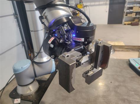Universal Robots Ur10e With Accessories Used Machines Exapro