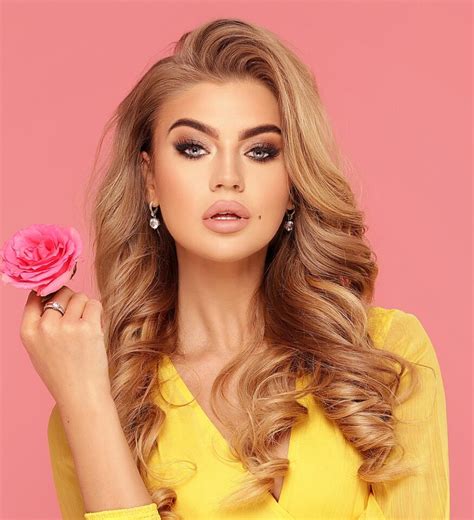 17 Most Flattering Hair Colors For Warm Skin Tones