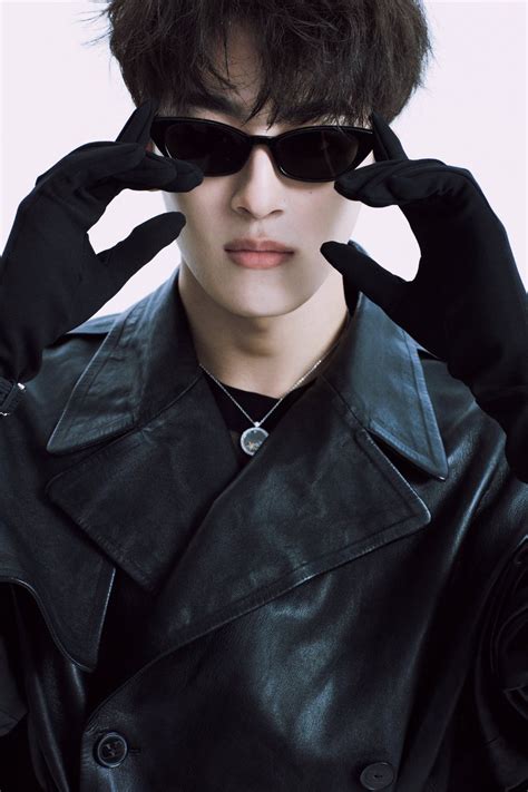 Cdrama Tweets On Twitter HeLuoluo For The GQ 2022 MOTY Awards More
