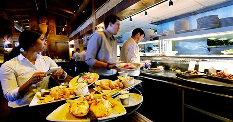 Dol Scrubs Economic Analysis That Showed Its Tip Pooling Rule Would Be