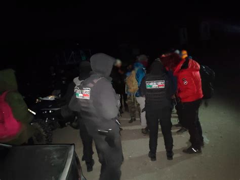 Policías Localizan A 11 Personas Extraviadas En El Nevado De Toluca