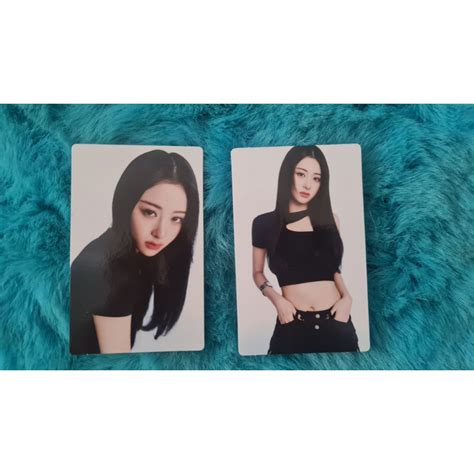 Jual Yunjin Photocard PC Le Sserafim Flame Rises Concert Sakura