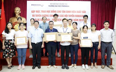 Gặp Mặt Và Trao Học Bổng Toàn Khóa Học Cho Tân Sinh Viên Suất Sắc Năm