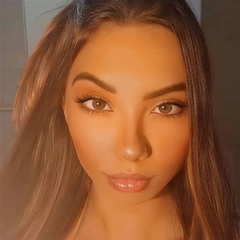 Letícia Marques leeeh ma Threads Say more Letícia Marques leeeh ma Threads Say more