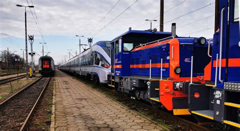 Flot Pkp Intercity Zasili Y Nowe Lokomotywy Z Czech