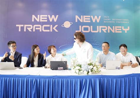 Ангууч Б Баттөр нь Чери Автомобайл группийн албан ёсны төлөөлөгч боллоо