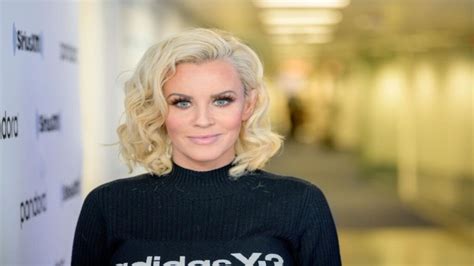 Jenny Mccarthy Height Weight Age Bio Body Stats Net Worth And Wiki