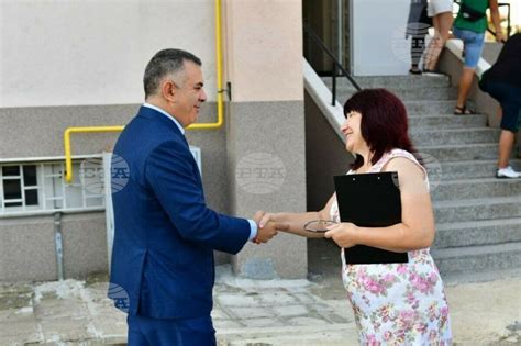 Директорът на спортното училище в Сливен E носител на наградата „Аргира Жечкова за жена учител