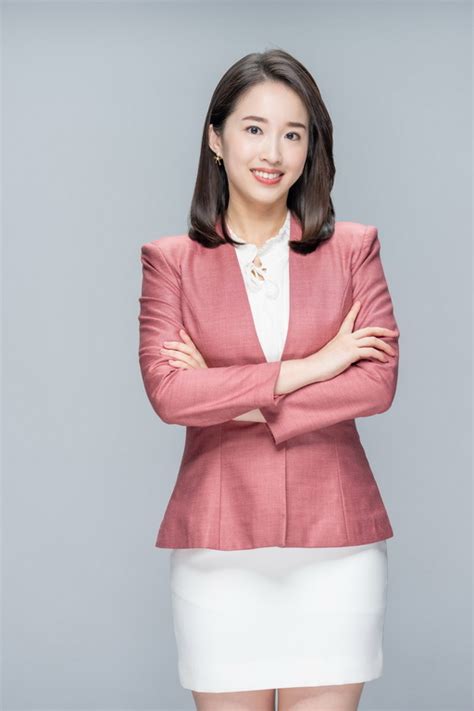 葉佳蓉加入tvbs主播陣容 多元背景強化網路互動 指傳媒