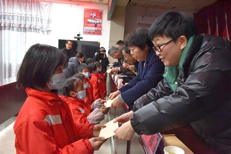 黔西市关工委赴绿化乡开展捐赠慰问活动 生活