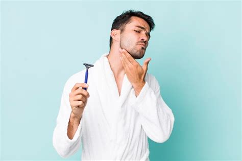 Premium Photo Young Hispanic Man Shaving Concept