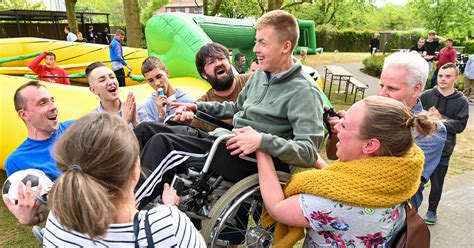 Fokus Auf Junge Menschen Mit Behinderung Evangelischde