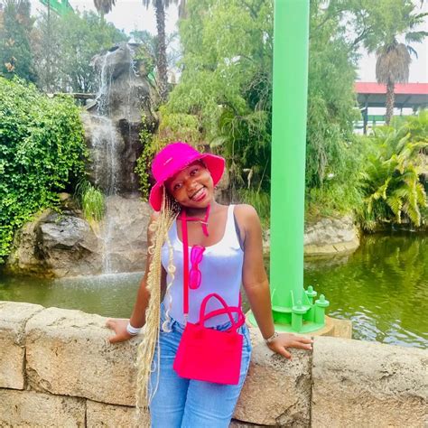 Preddy Face L Effortlessly Gorgeous 🌼 🌼 Gold Reef Preddyface L Instagram