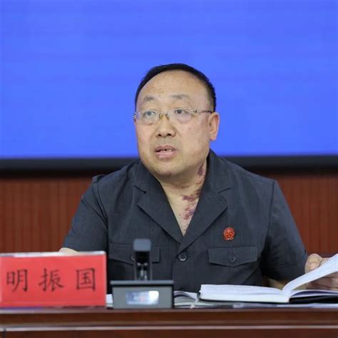 传达 ⇄反馈，双向互动再提升！澎湃号·政务澎湃新闻 The Paper