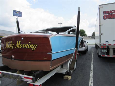 22 Feet 1947 Gar Wood Sedan 42589 Antique Boat America