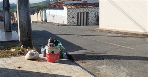 Moradores Reclamam De Atraso Na Coleta De Lixo Em Maruim