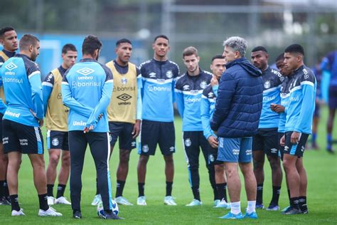 Antigo Alvo De Renato Para O Grêmio Pode Ser Mandado Embora De Clube