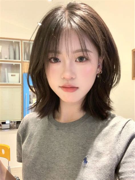 How To Cut A Wolfcut By Yourself Step By Step Gaya Rambut Rambut Pendek Rambut Pendek Dengan