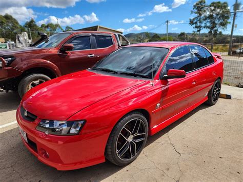 😎 Holden Commodore Looking Fresh 😎 Mixed Image Customs
