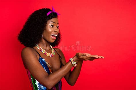 Photo Of Excited Pretty Wavy Dark Skin Lady Wear Pin Up Outfit Looking