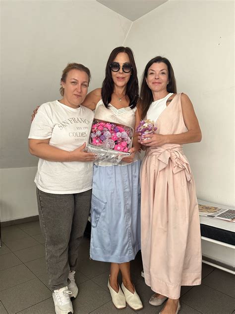 Annie Vladimirova On Linkedin Прекрасен ден с прекрасна изненада от най новия ни колега в…