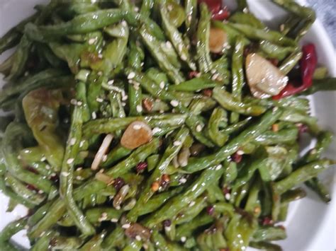 【干煸豆角的做法步骤图，干煸豆角怎么做好吃】寻鹿 下厨房