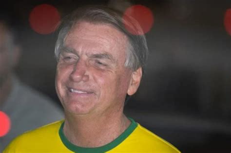 Bolsonaro Diz Que Se Reeleito Articulará Redução Da Maioridade Penal