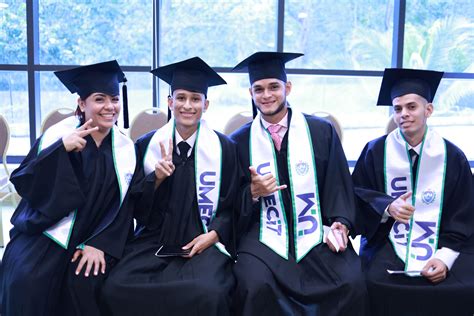 Ceremonia De Graduación Umecit 2023 En Panamá Y Colombia