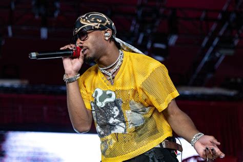 Singer D4vd Broke Lease And Moved Out Of Hollywood Hills Home Searched In 15 Year Old Girls Death