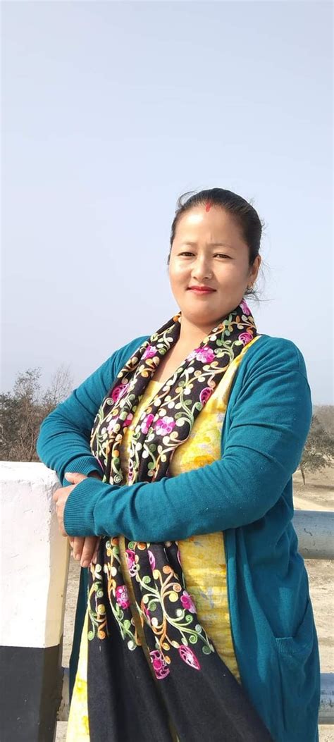 मा वि लदाभिर यश बिध्यालयको शिक्षिका बिस्णुमाया गुरुङ लाई जन्मदिनको