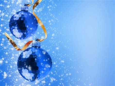Скачать обои Синие новогодние шары 1152х864 для рабочего стола с