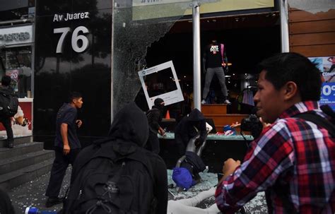 Encapuchados Causan Destrozos Durante Marcha Por Aniversario De Caso