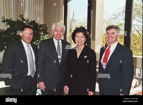 Office Of The Secretary Secretary Elaine Chao With Us Chamber Of