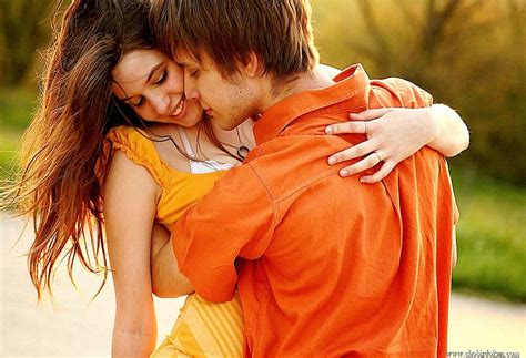 ඔබත් මමත් සොයනා ආදරය Womanly Lk