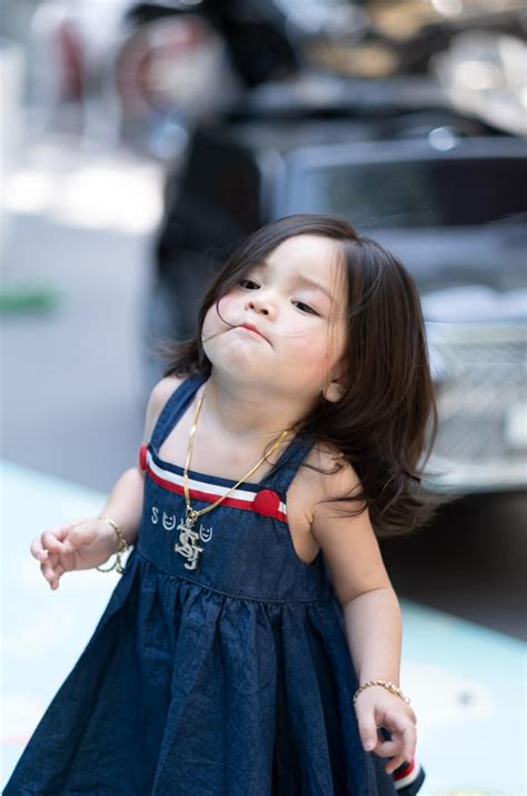 ល្អម្ល៉េះកូន កូនស្រី សួស វីហ្សា កាន់តែធំ កាន់តែស្អាតប្លែក គួរឲ្យក្នាញ់ Khmerload Cambodia