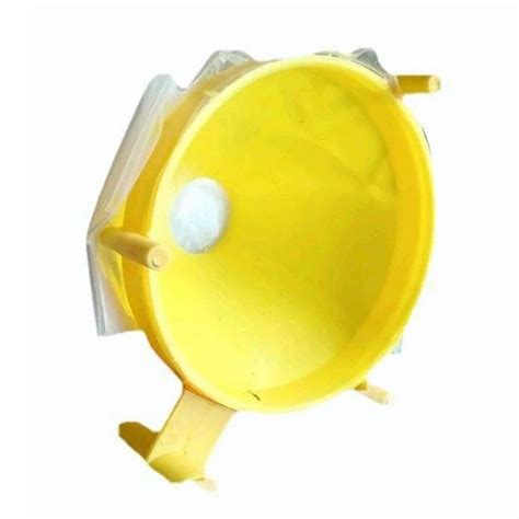 Houseflies Plastic Pheromone Funnel Trap For Agriculture At Rs 60 In