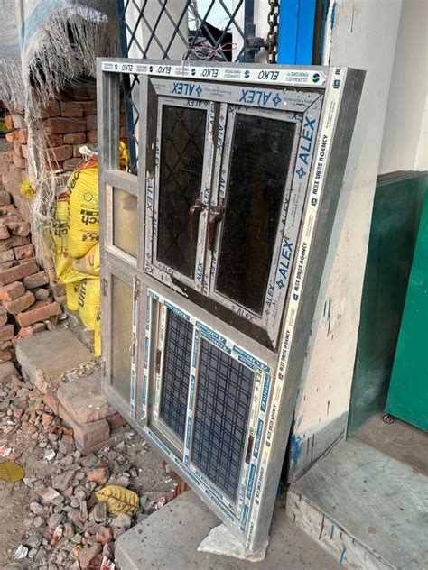 Aluminium Polished Aluminum Glass Cabin Window Door Height 3 Feet At