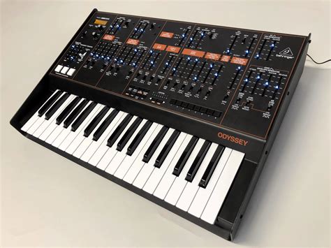 Test: Behringer Odyssey Paraphonic Synthesizer - AMAZONA.de