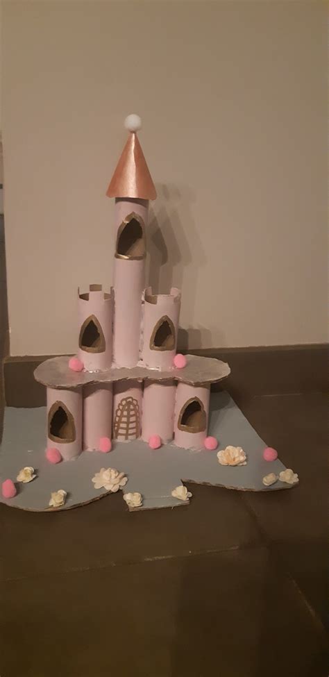 Château En Rouleaux De Papier De Toilette Rouleau Papier Toilette