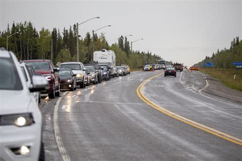 Thousands Flee Raging Wildfire Turning Capital Of Canadas Northwest