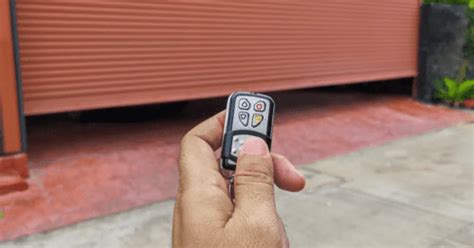 Comment ouvrir un portail et une porte de garage avec la même
