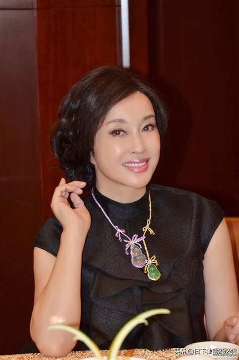 Liu Xiaoqing And Jiang Wen Youthful Years Still Elegant Demeanor Inews