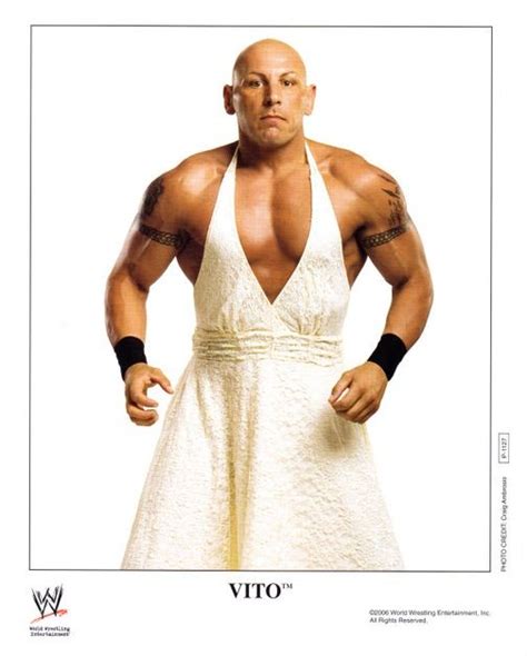 Big Vito Recuerda La Etapa En La Que Tuvo Que Luchar Con Vestido En Wwe