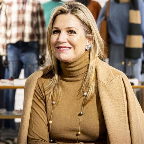 Máxima De Los Países Bajos Se Lució Con Esta Increíble Falda Larga